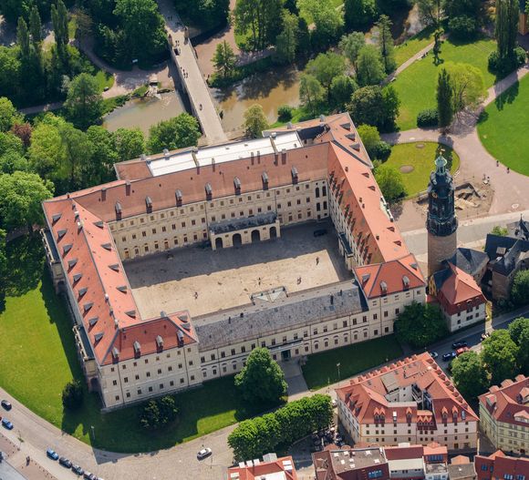 Stadtschloss Weimar - Residenzschloss in der Stadtmitte von Weimar